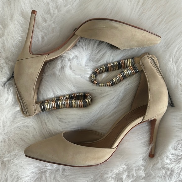 SCHUTZ | Shoes | Schutz Nude Heel | Poshmark